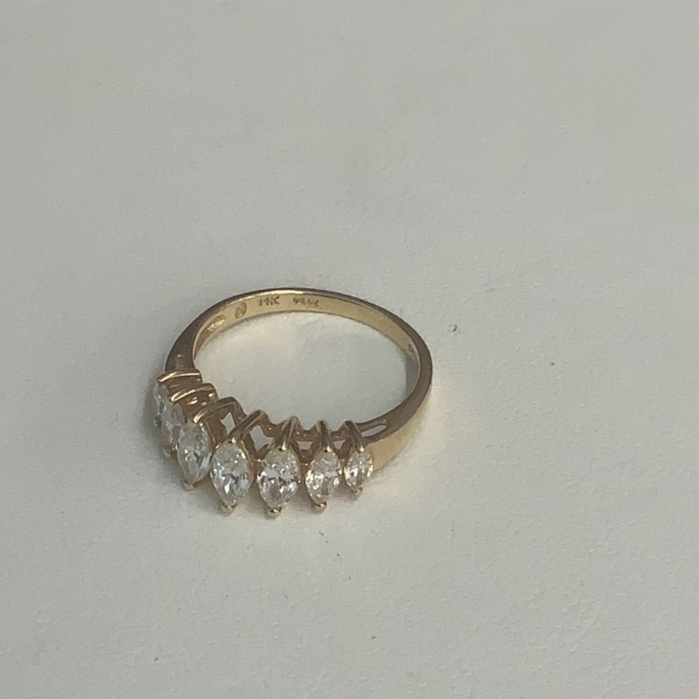 14k Gold Marquis Ring - Gem